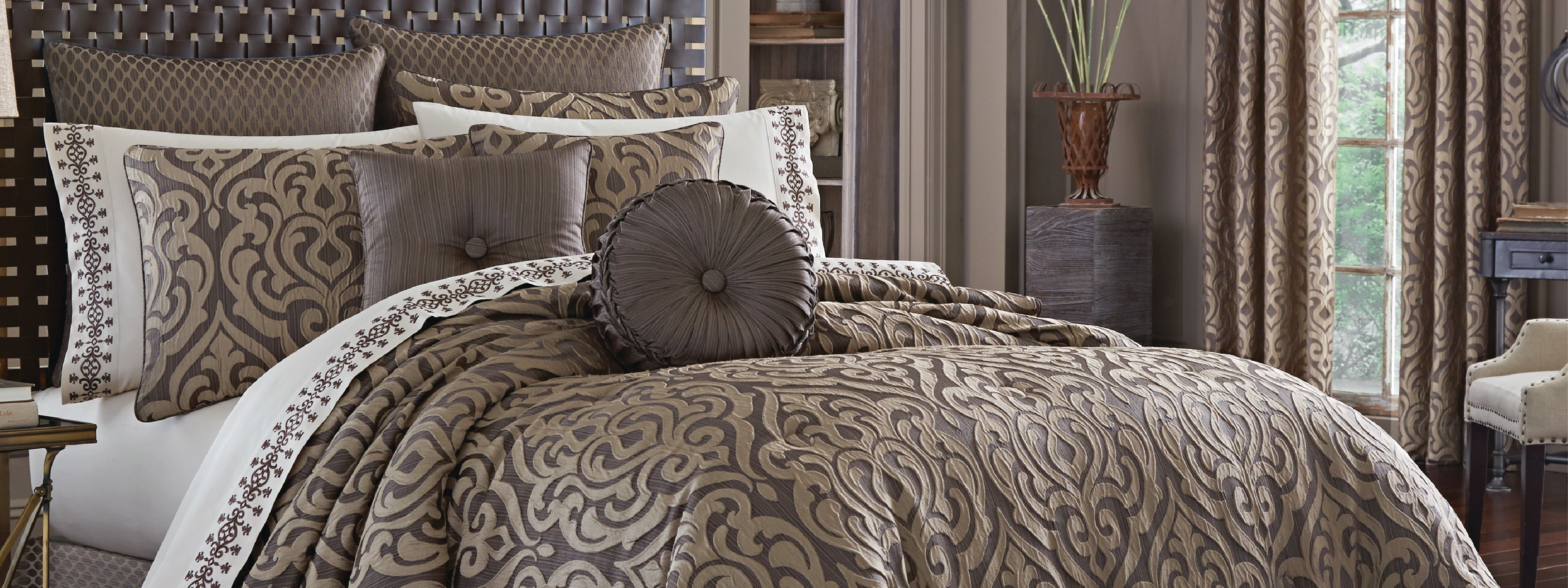 Create a Cozy Autumn Retreat with the Astoria Comforter Set – J. Queen ...