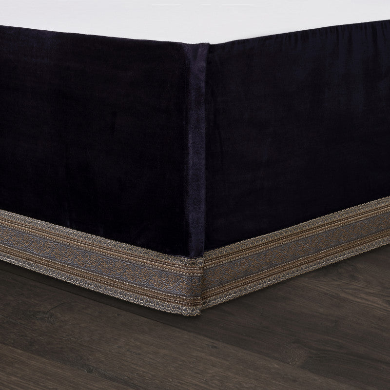 Amara Comforter Set – J. Queen New York