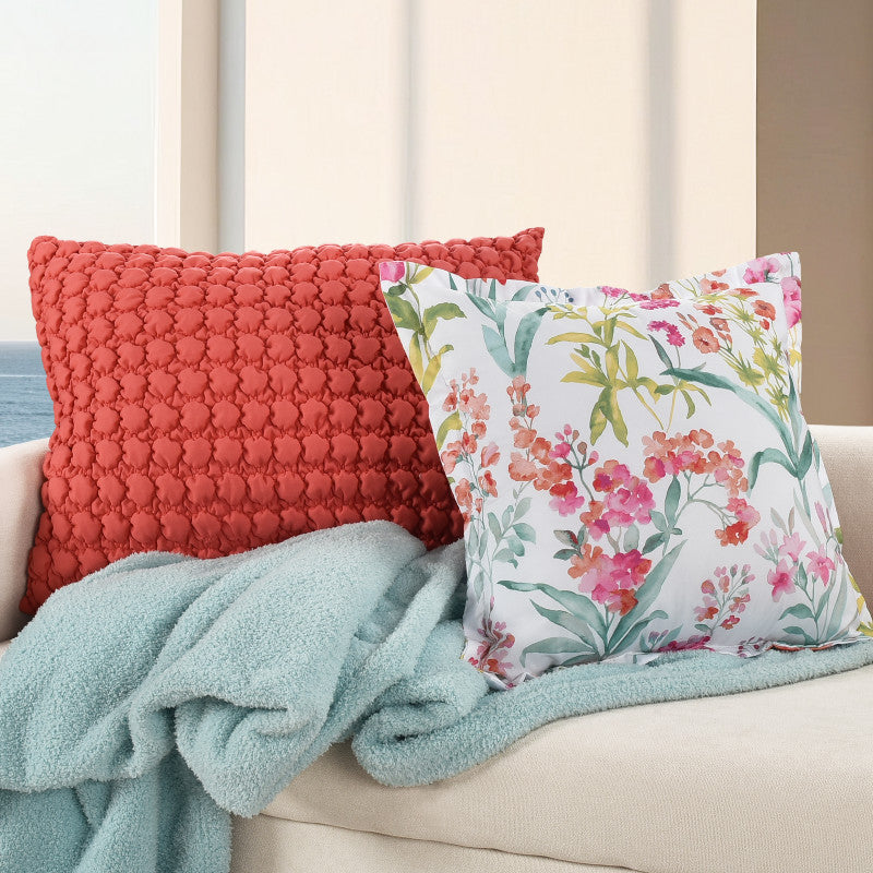 Cozy & Luxurious Throws | J. Queen New York