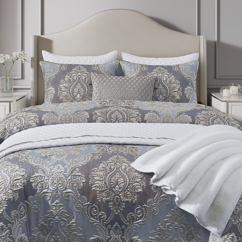 Krista Comforter Set – J. Queen New York