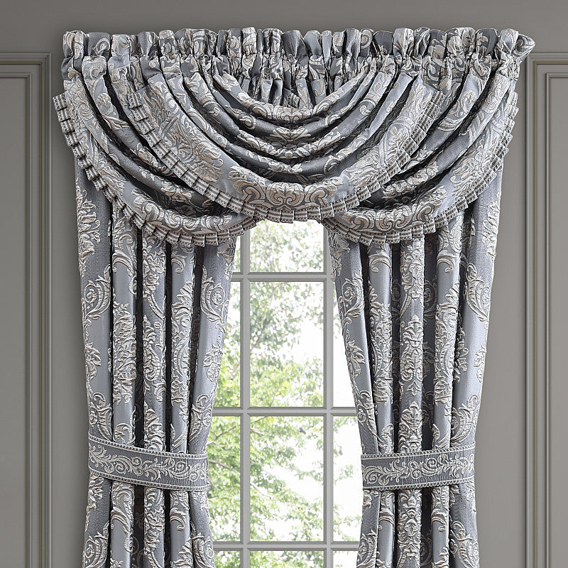Stylish Valances | J. Queen New York