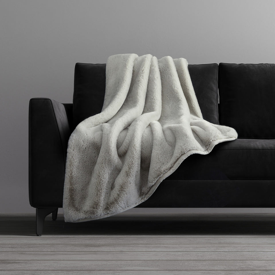 Ludlow Throw – J. Queen New York