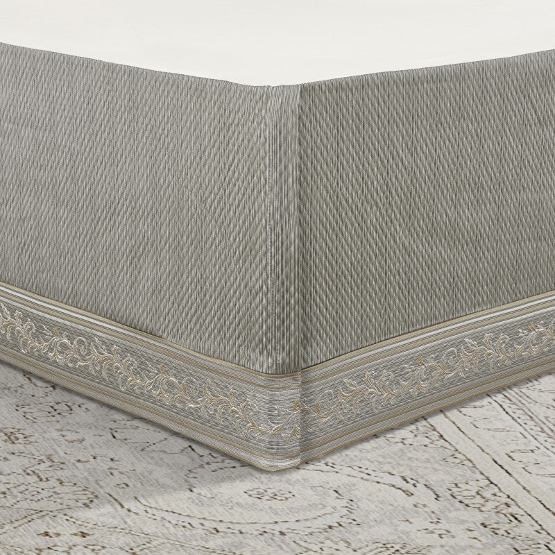 Martina Comforter Set – J. Queen New York