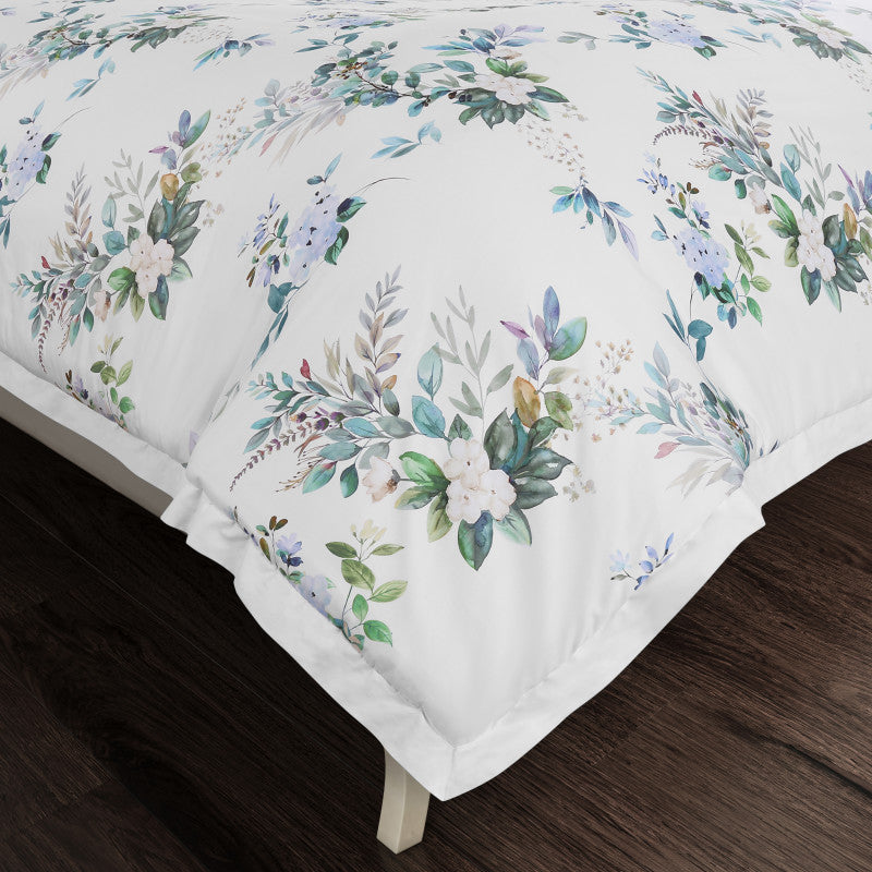 Meadow Floral Print Comforter Set - Soft Cotton Sateen – J. Queen New York