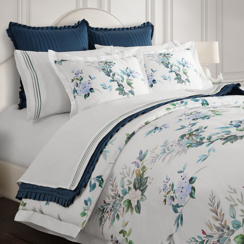 Meadow Floral Print Comforter Set - Soft Cotton Sateen – J. Queen New York