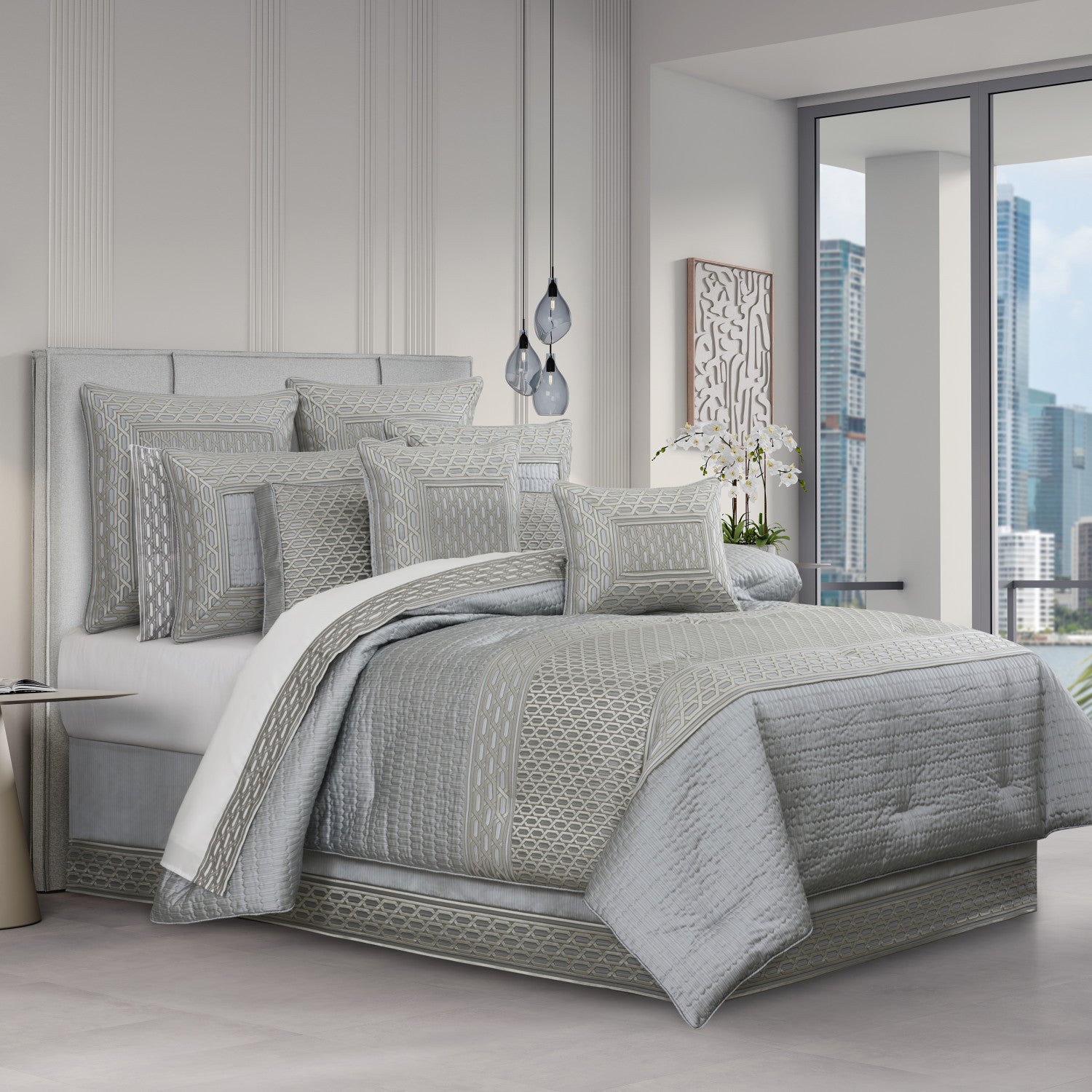 Metropolitan Comforter Set – J. Queen New York