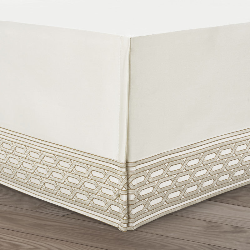 Metropolitan Comforter Set – J. Queen New York