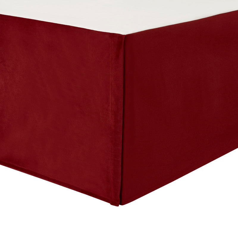 Noelle Collection – J. Queen New York
