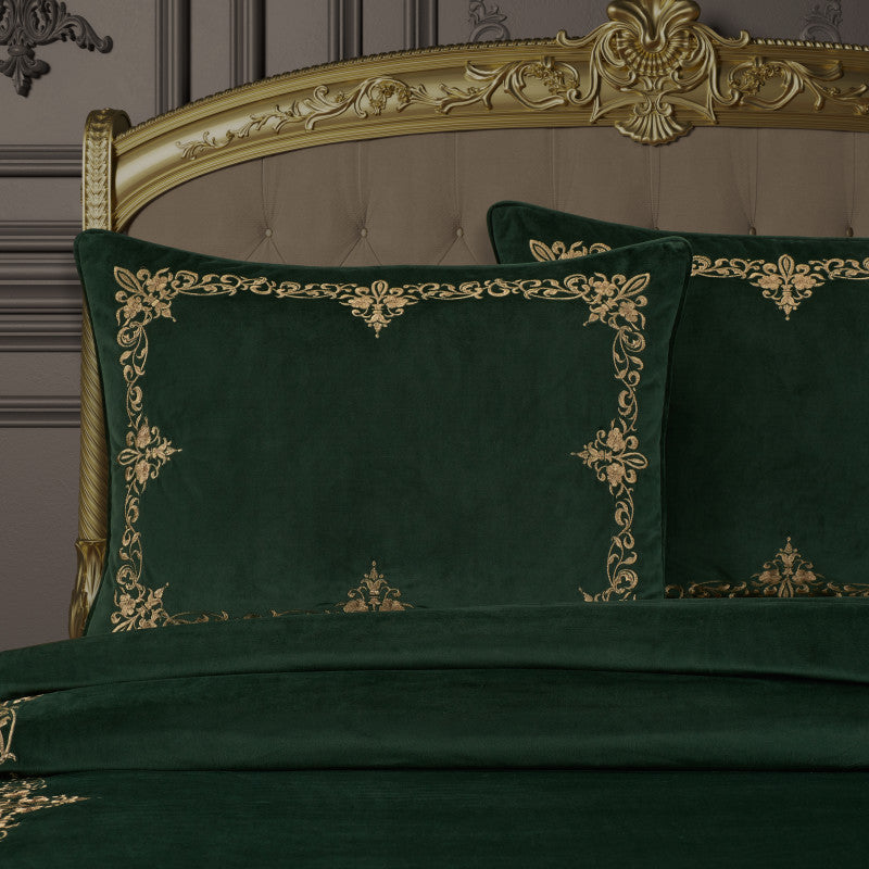 Noelle Collection – J. Queen New York