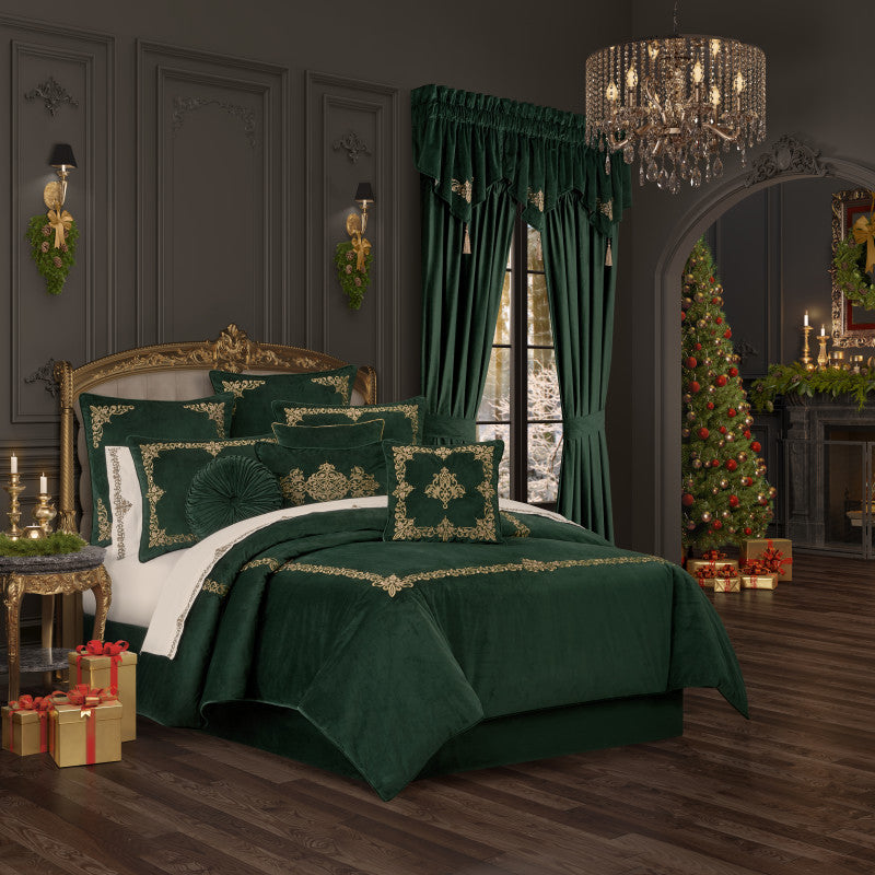 Noelle Collection – J. Queen New York