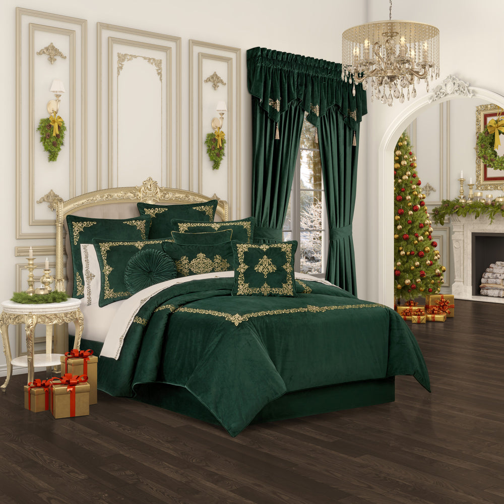 Noelle Collection – J. Queen New York