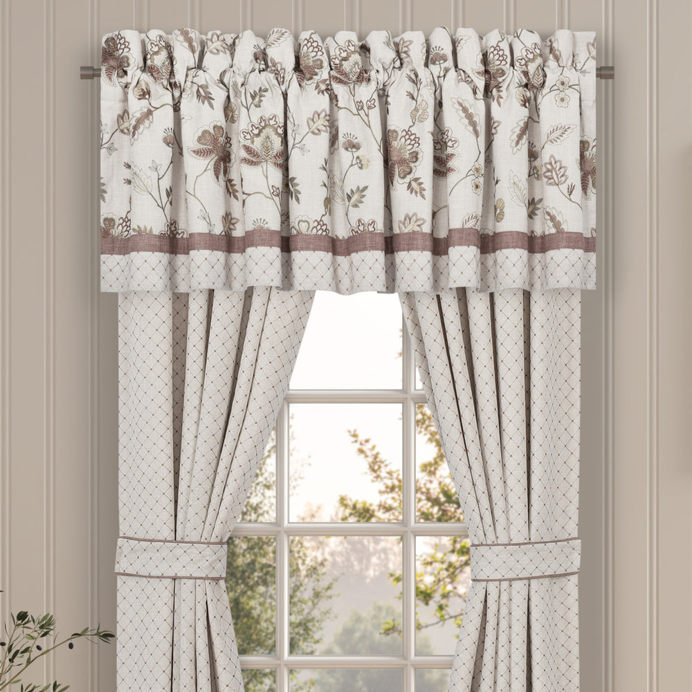 Stylish Valances | J. Queen New York