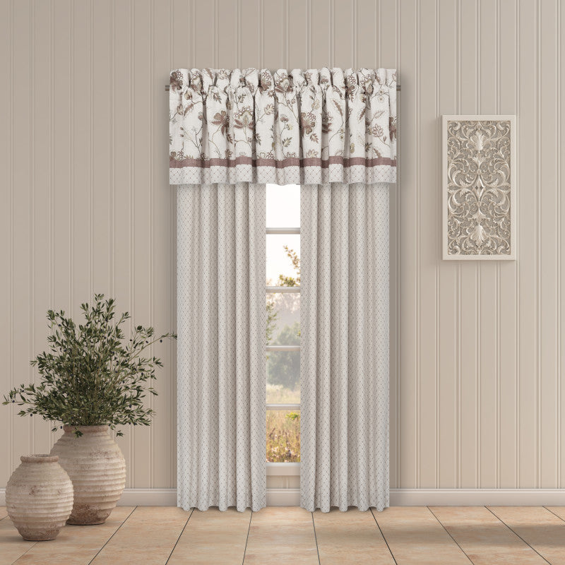 Stylish Valances | J. Queen New York