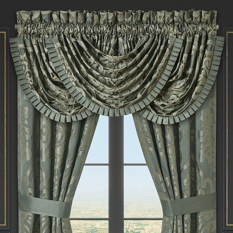 Stylish Valances | J. Queen New York